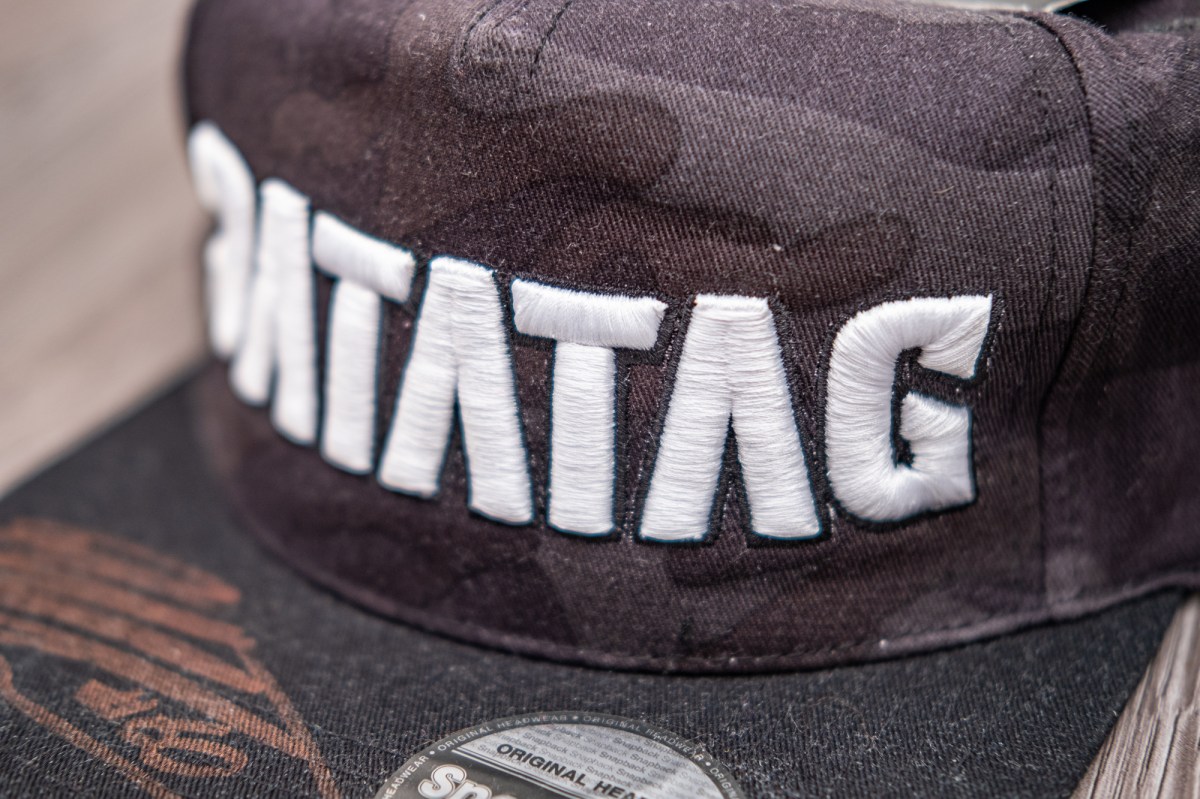 TIME TO WIN… A CAP SIGNED BY TT LEGEND PETER HICKMAN! – Datatag ID Limited